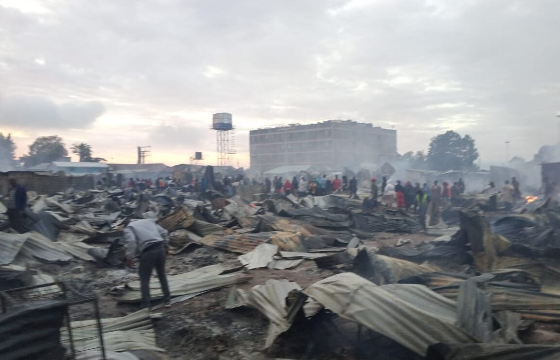 NTV Kenya: (PHOTOS): Fire razes section of Toi Market in Kibera