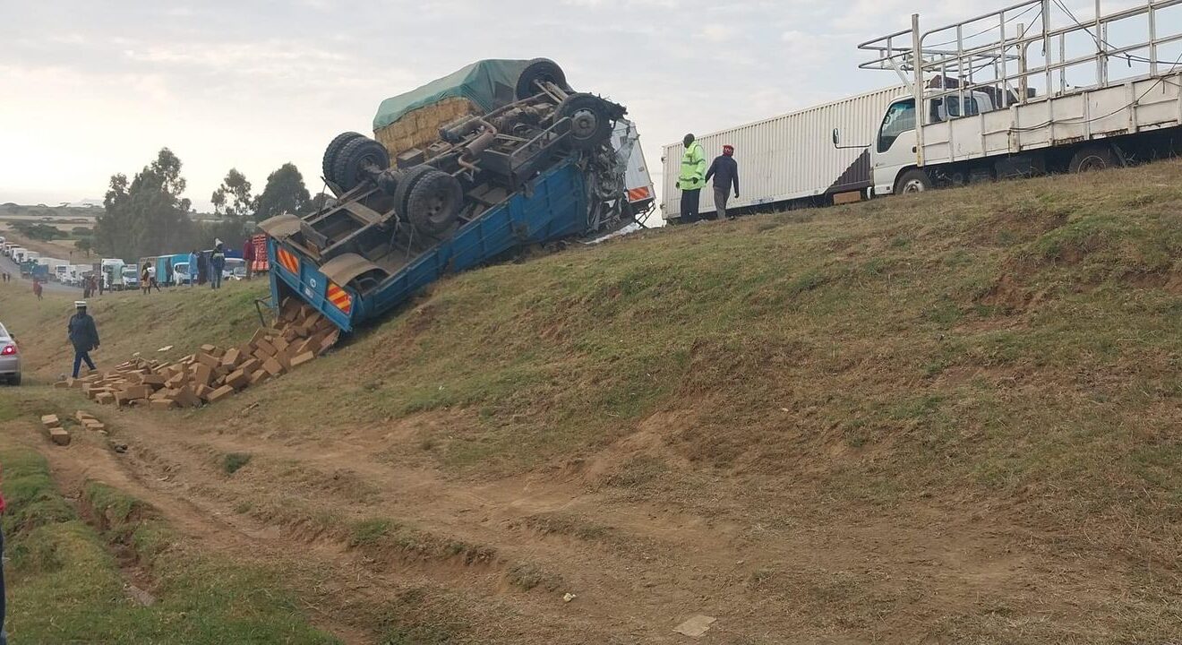 NTV Kenya: Three die in accident involving three lorries along Narok ...