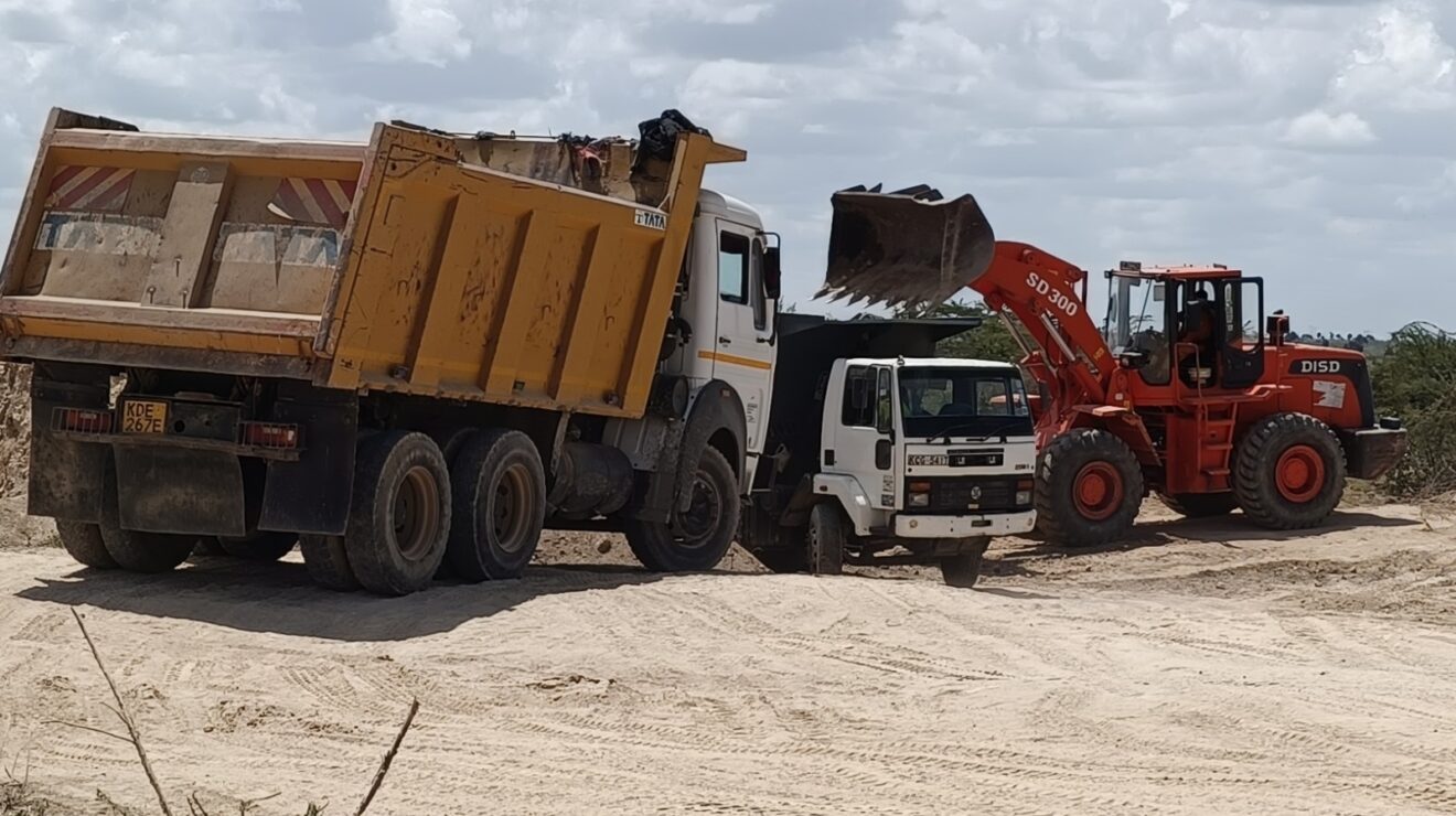 NTV Kenya: Murram mining continues in Mavoko land three months after ...