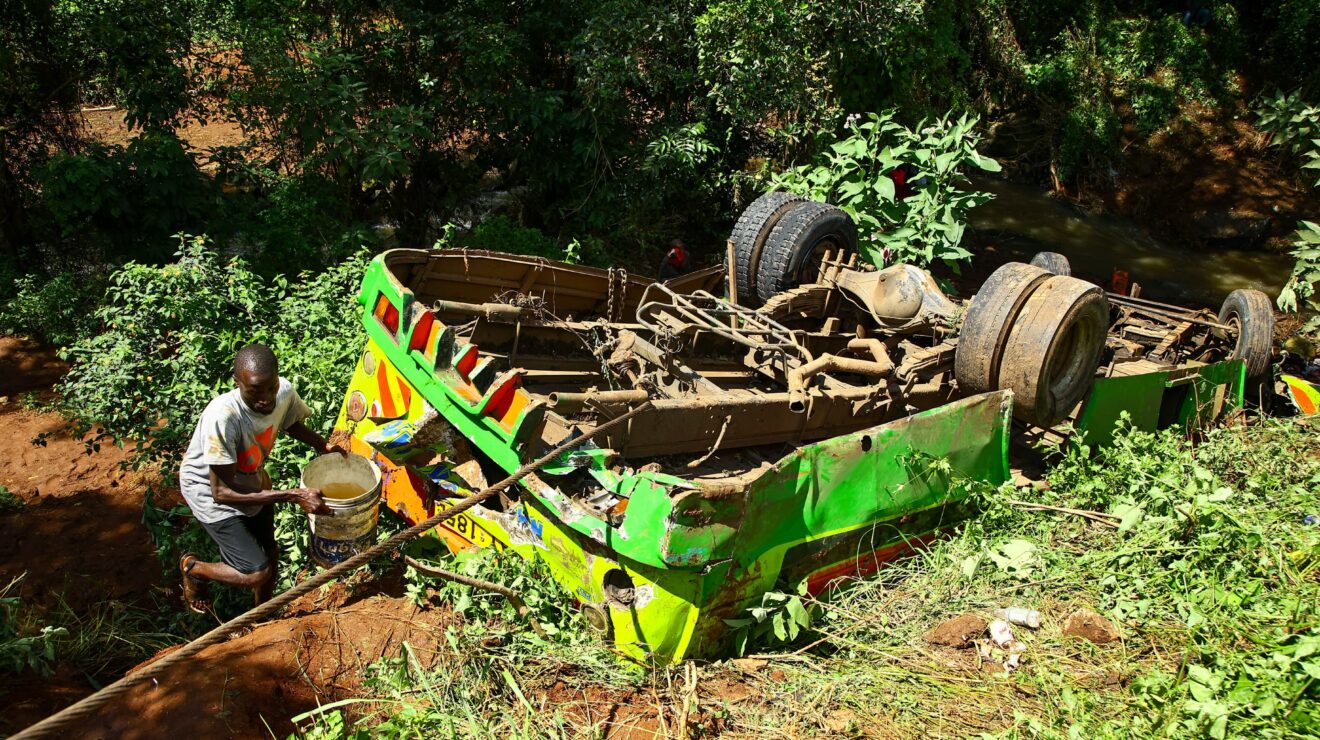 NTV Kenya: Nine killed as bus plunges into Mbagathi River