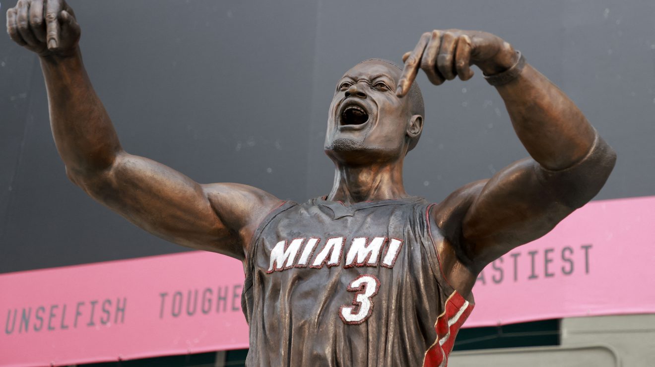 NTV Kenya: Heat honor NBA star Dwyane Wade by unveiling statue outside ...