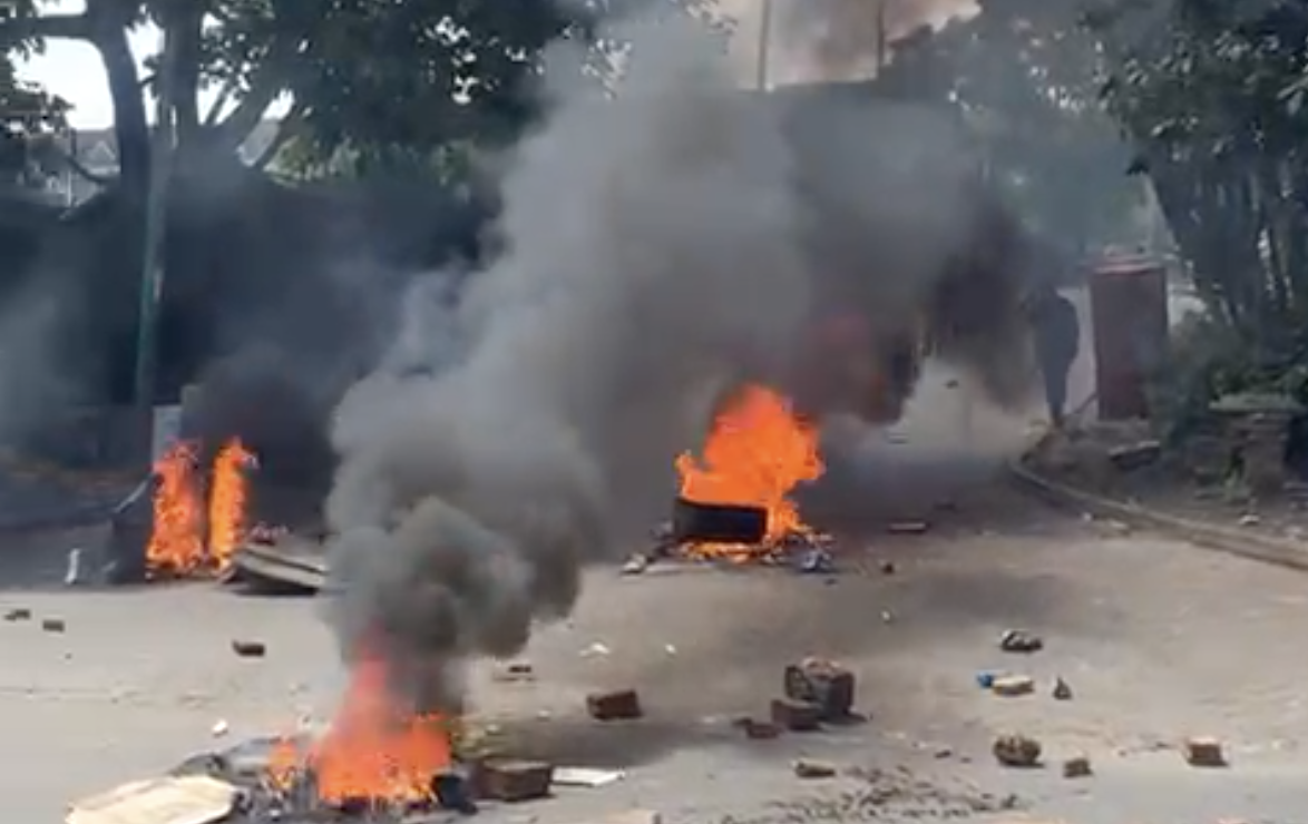 NTV Kenya: Shop owners on Rhapta Road repel demolition crews
