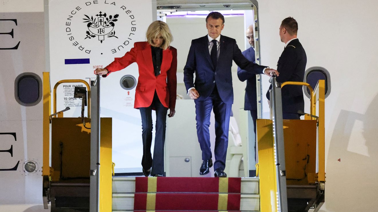 NTV Kenya: Macron’s office plays down video showing apparent shove from ...